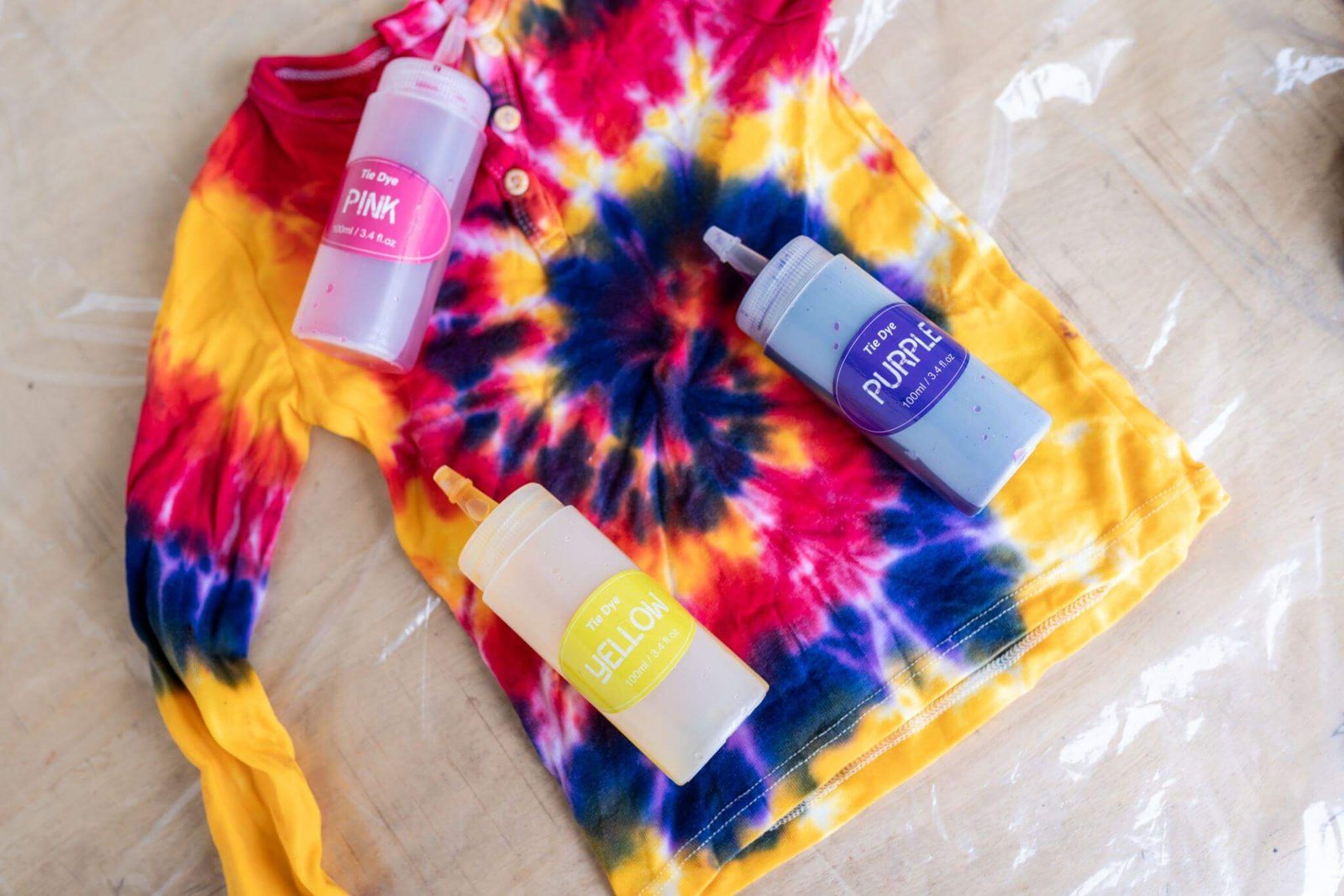 How to Make Glow in the Dark Shirts Easily